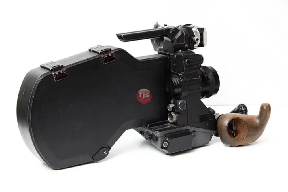 Used Aaton XTR Plus Super 16 Camera + Blimp + 2 M¿mag 400Ft + Carl ...